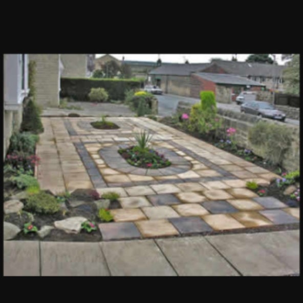 Yorkshire Riven Oval | Landscape Paving