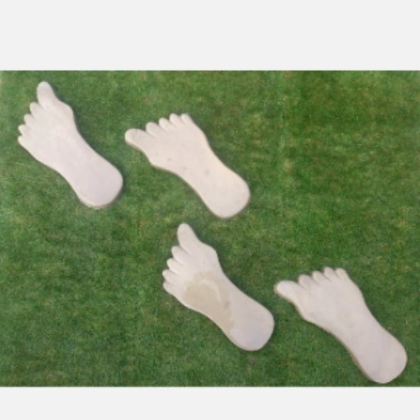 Stepping Stone Feet | Landscape Paving