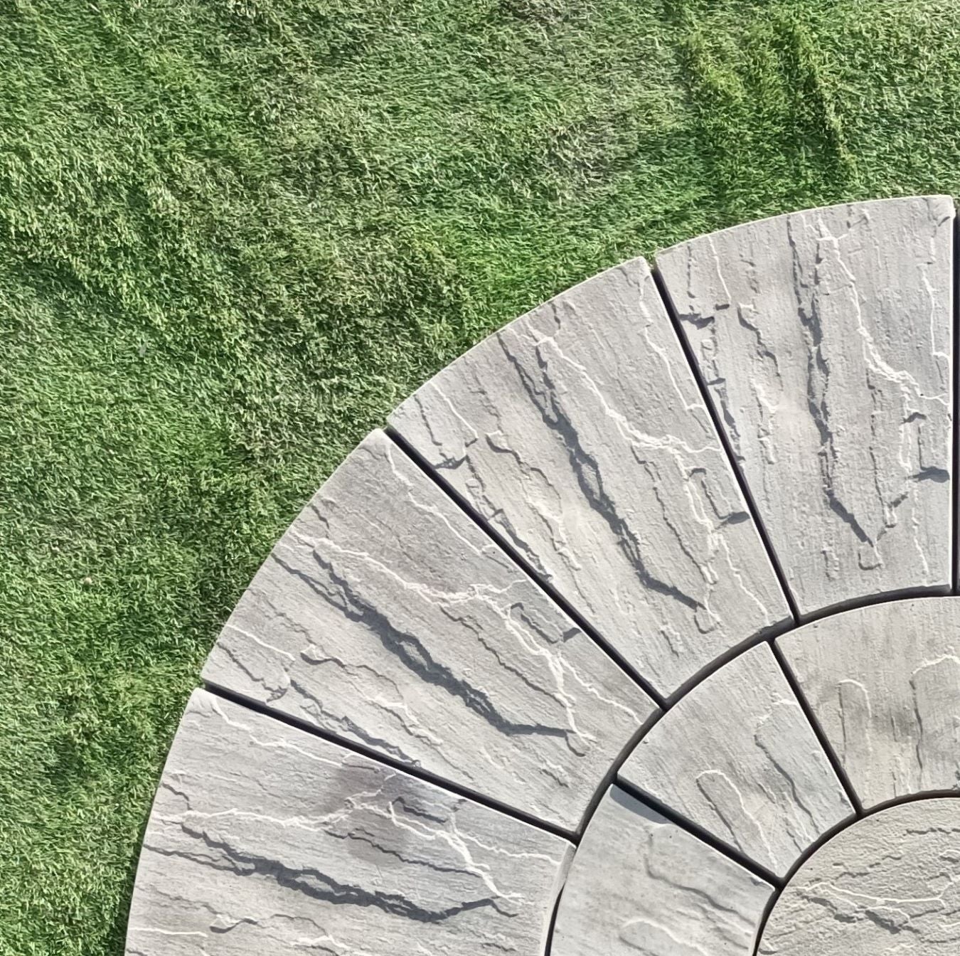 Quarter Circle Riven | Landscape Paving